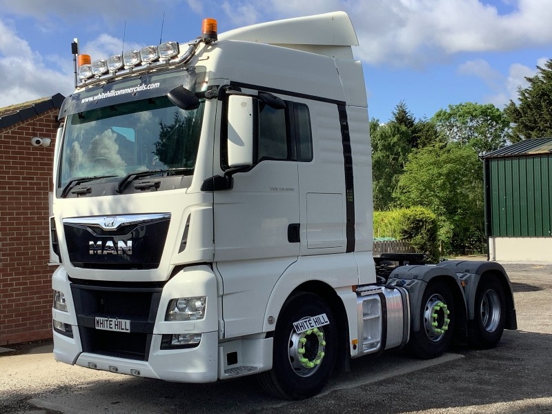 Tractor Units | Whitehill Commercials