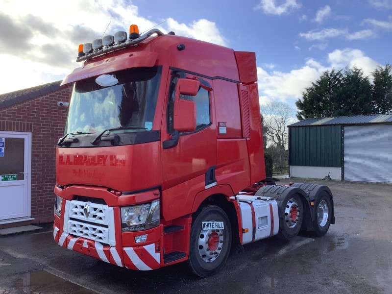 Tractor Units | Whitehill Commercials